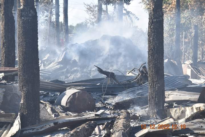 ကောလင်းတွင် စစ်ကောင်စီစစ်ကြောင်းက အိမ် ၂၀၀ ကျော်မီးရှို့ အရပ်သား ၅ ဦးကို သတ်ဖြတ် နိုင်ငံတကာမြန