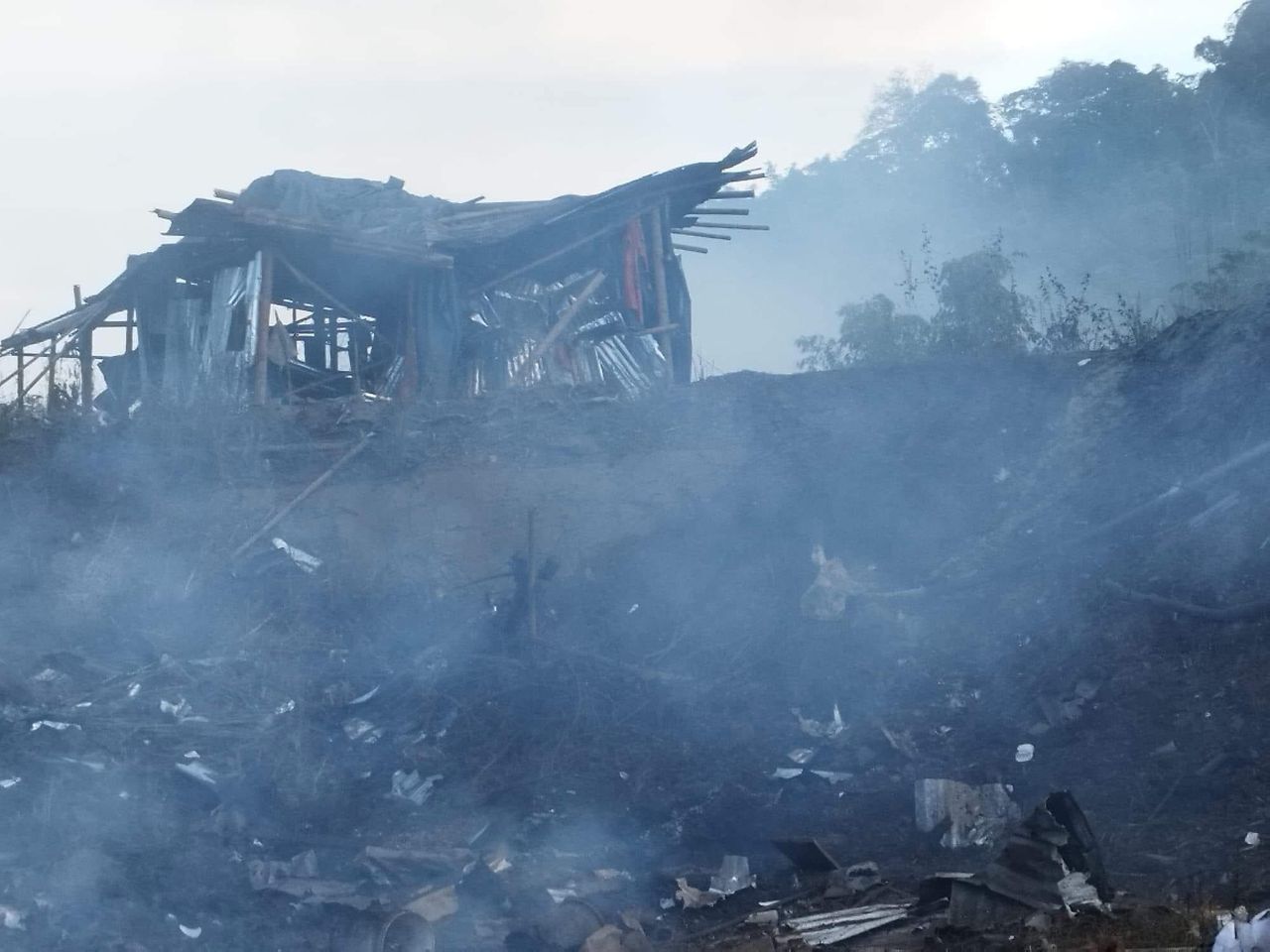 Knu တပ်မဟာ ၆ က သတ္တုမိုင်းလုပ်ငန်းခွင်တစ်ခုကို စစ်ကောင်စီ ဗုံးကြဲ၊ တရုတ်နိုင်ငံသားတွေ အပါအဝင် ၁၀