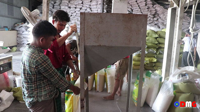 ဘင်္ဂလားဒေ့ရှ်နိုင်ငံသို့ ဆန်တန်ချိန် ၂ သိန်းအား စတင်ပို့မည် နိုင်ငံတကာမြန်မာ့သတင်း