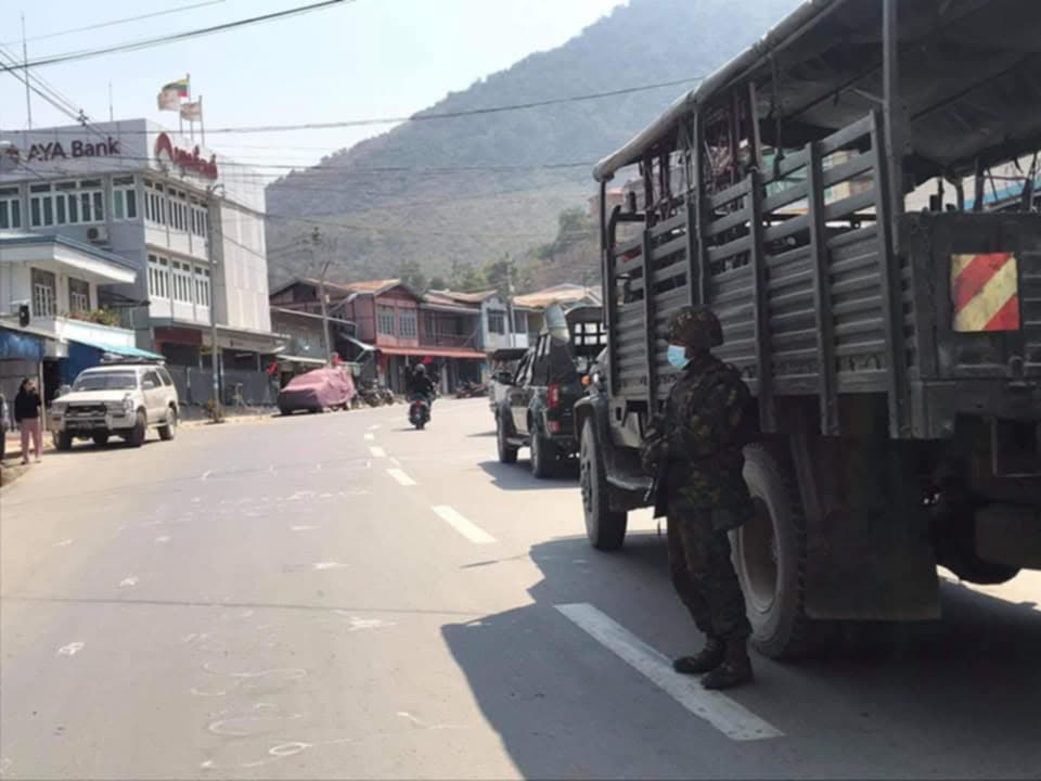 ဟားခါးမြို့ပေါ်တွင် စစ်တပ်၏ ပစ်ခတ်မှုကြောင့် ကျောင်းသူ ၂ ဦးအပါအဝင် ပြည