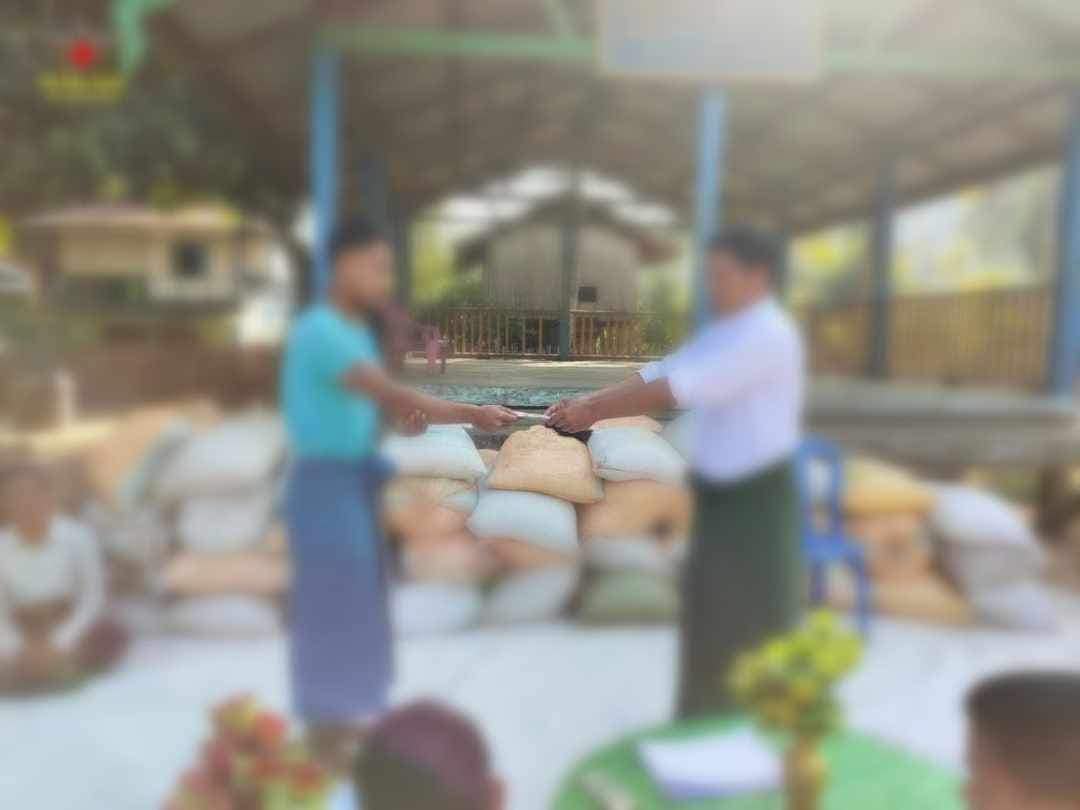 ပြည်သူ့အကျပ်အတည်းတွေကို အတတ်နိုင်ဆုံး ဖြေရှင်း ထောက်ပံ့ ကူညီပေးမယ်လို့ ရက္ခိုင့်တပ်တော် ထုတ်ပြန