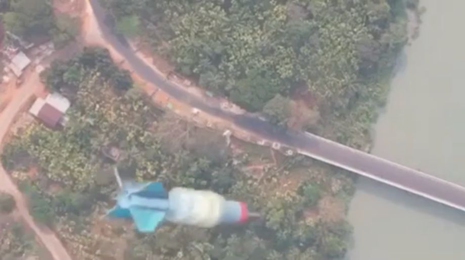 စစ်ကောင်စီစစ်ဆေးရေးဂိတ်ကို ရေးဘီလူးအဖွဲ့ ဒရုန်းဖြင့်တိုက်ခိုက် နိုင်ငံတကာမြန်မာ့သတင်း