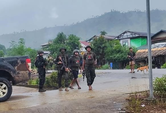 ထားဝယ်ဘုရားမဲတောင် စစ်ကောင်စီစခန်းတိုက်ခိုက်ခံရပြီး တိုက်ပွဲဆက်ဖြစ် ဒေသခံများ ပိတ်မိနေ နိုင