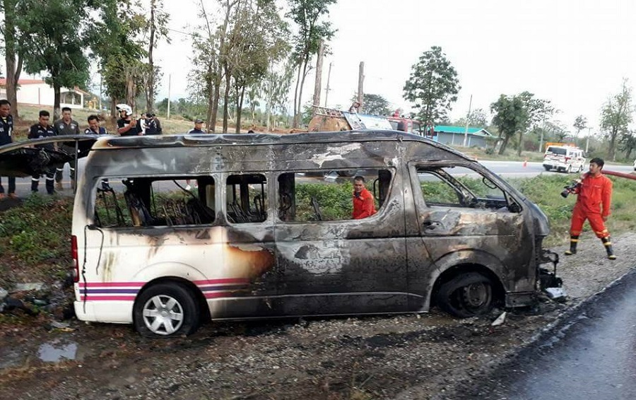 မြန်မာအလုပ်သမားများ တင်ဆောင်သည့်ကား တိမ်းမှောက်မှုထပ်မံဖြစ်ပွား၍ ၇ ဦးထက ...