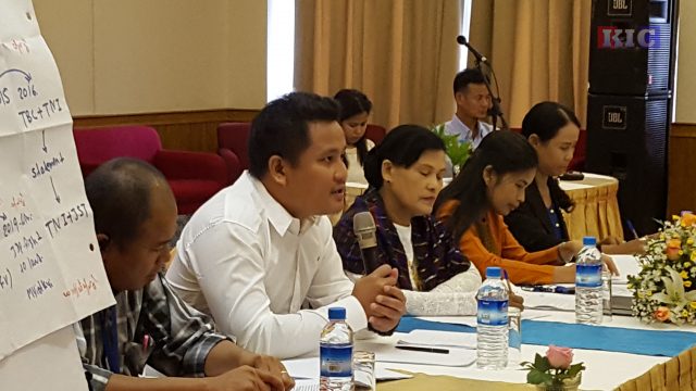 ဒုက္ခသည်များ၏ ဓလေ့အရ ပိုင်ဆိုင်ခွင့်ကို ခြိမ်းခြောက်နေသည့် မြေ ဥပဒေကို