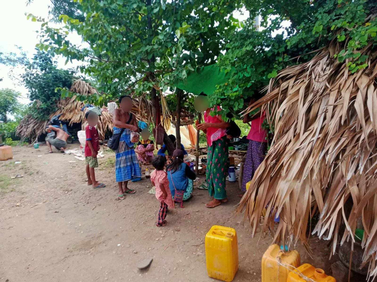 ပုလဲမြို့နယ်တွင် စစ်ရှောင်နေရသည့် ဒေသခံ ၃၀ ၀၀၀ ခန့် စားဝတ်နေရေး အခက်ကြုံ နိုင်ငံတကာမြန်မာ့သတင်း