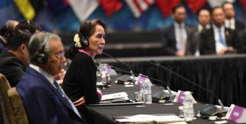 ဒေါ်အောင်ဆန်းစုကြည် အာဆီယံထိပ်သီးအစည်းအဝေးများသို့ ဆက်လက်တက်ရောက် နိုင်ငံတကာမြန်မာ့သတင်း