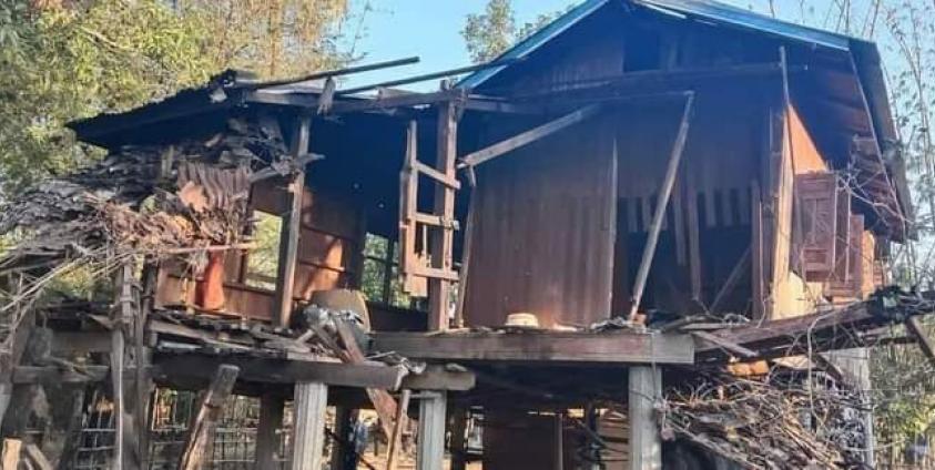 ကော့ကရိတ်၊ ကျောက်ဖျာရွာတွင် စစ်ကောင်စီတပ် လက်နက်ကြီးကြောင့် အမျိုးသမီး ၁ ဦးသေဆုံးခဲ့ နိုင