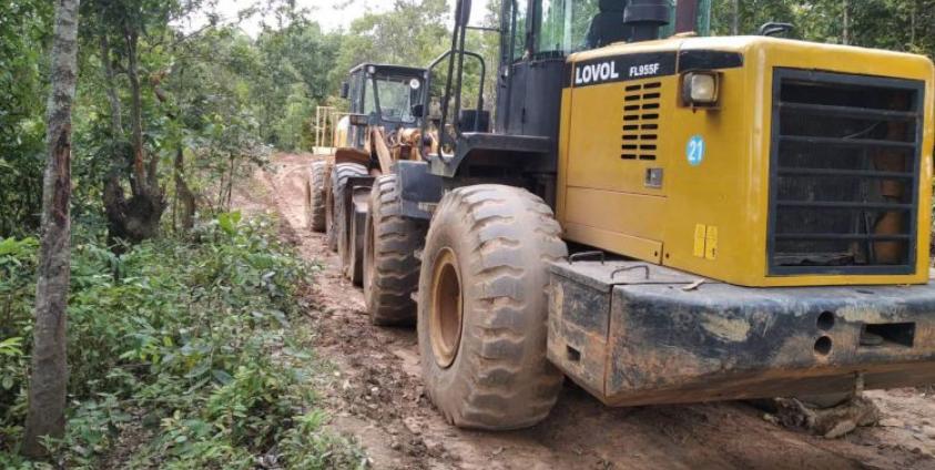 SAC’s soldiers providing security for militia mining firm in northern ...