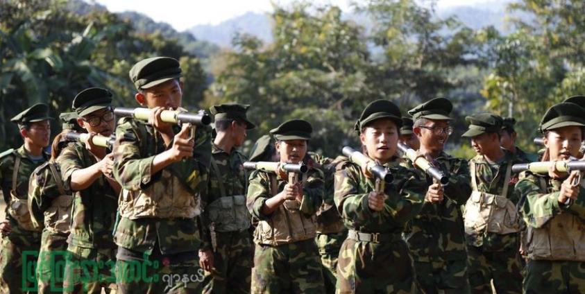 မံစီမြို့နယ်က စစ်ကောင်စီရဲ့ Maji Gung မဂျီဂုန် ဗျူဟာကုန်းကို Kia တိုက်ခိုက်သိမ်းပိုက် နိုင