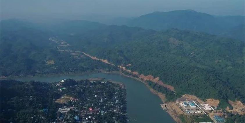 စစ်ကောင်စီ၏ လေကြောင်းတိုက်ခိုက်မှုကြောင့် ပလက်၀တွင် ကလေးငယ်တစ်ဦးအပါ၀င် အရပ်သား ၄ ဦးသေဆုံး နိုင