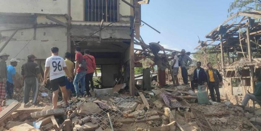 စစ်ကောင်စီ လေကြောင်းပစ်ခတ်မှုကြောင့် တမူးမြို့နယ်တွင် ကလေးငယ်များ အပ